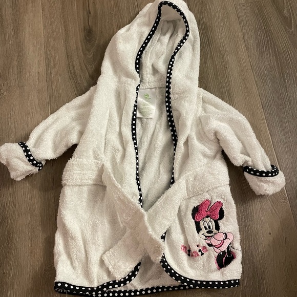 Disney | Pajamas | 5 For 2 Baby Girl 03 Month Minnie Mouse Robe | Poshmark